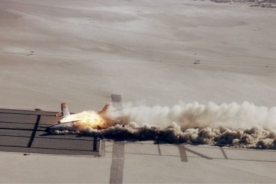Fear of Landing – Crash in the Desert (Controlled Impact Demonstration)