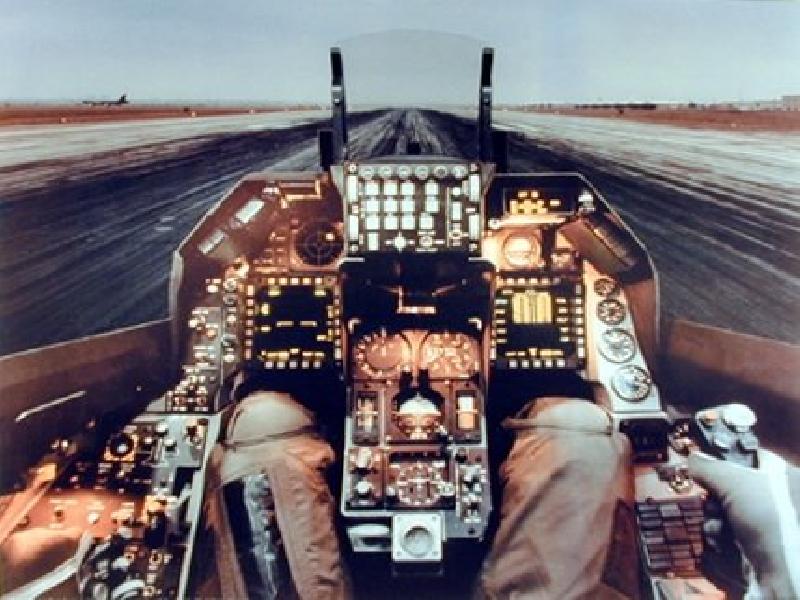 Fear of Landing – How to tell an F-16 Fighting Falcon from a ...